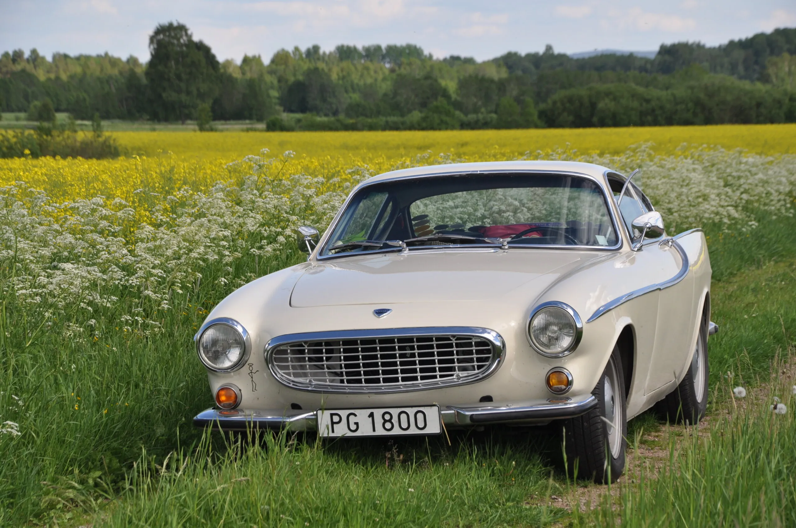 Svenska Volvo P1800-klubben gästar Loka Brunn - Loka Brunn